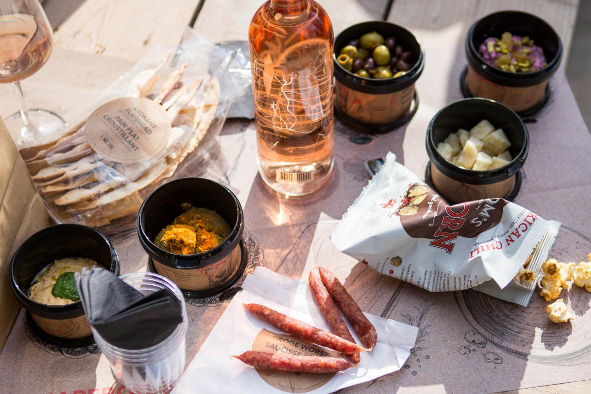 Happiness in a bag: Jeroen De Pauw lanceert aperobag