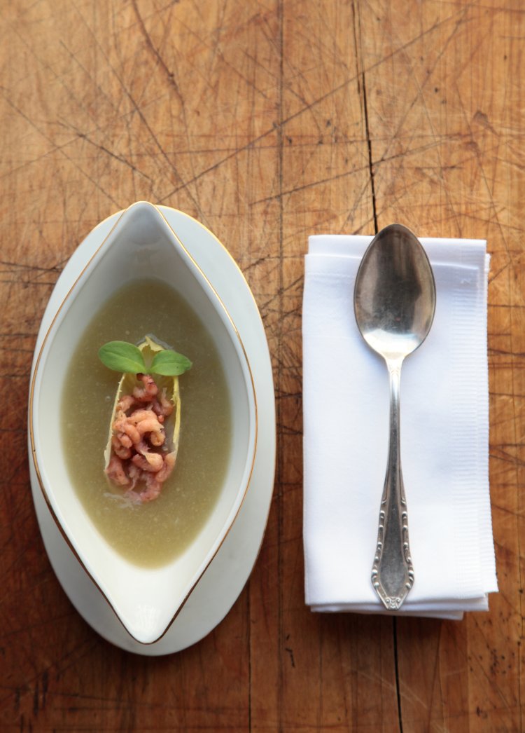 Recept "Witloofsoep met grijze garnalen" | njam!