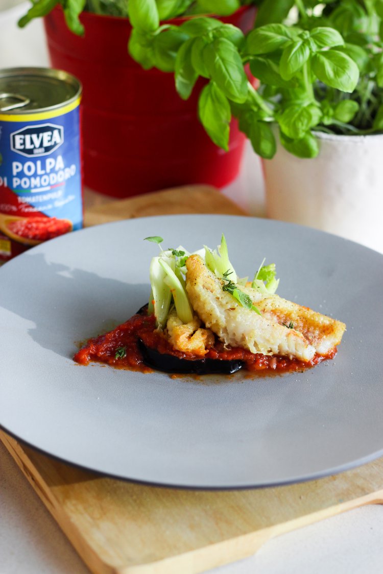 Recept "Zeebarbeel met aubergine" | njam!